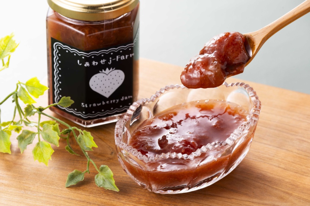 【無添加】完熟夏いちごのしあわせジャム 155g×2p｜ジャム・コンフィチュールなどの商品詳細｜ポケットマルシェ｜産地直送で旬の食材が生産者(農家・漁師)から届く