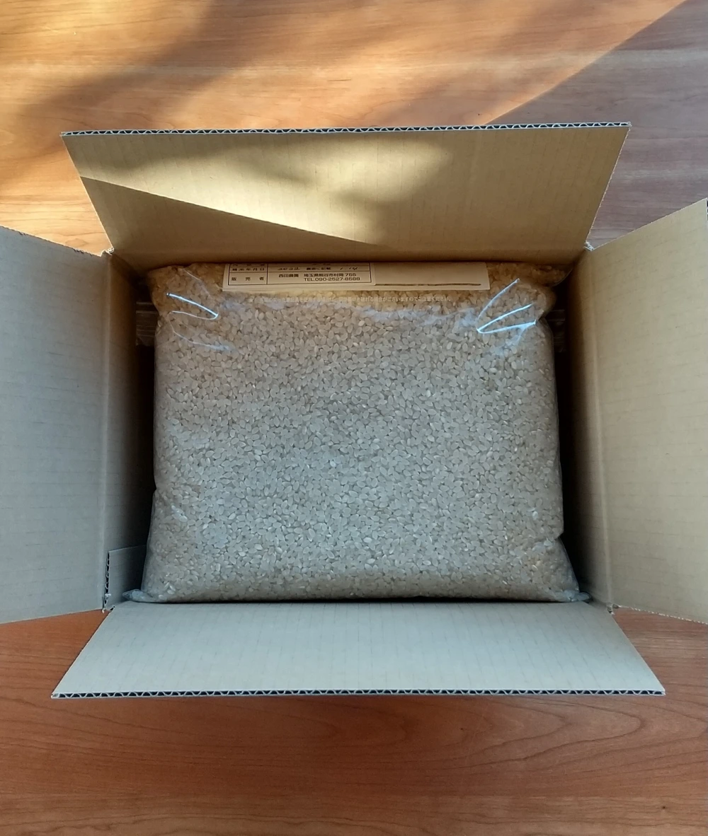 【もち米玄米6kg（2kg×3袋）】特別栽培米マンゲツモチ・令和5年産【100】｜米・穀類の商品詳細｜ポケットマルシェ｜産直(産地直送)通販 - 旬の果物・野菜・魚介をお取り寄せ